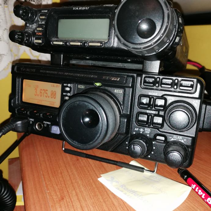 Yaesu FT 897