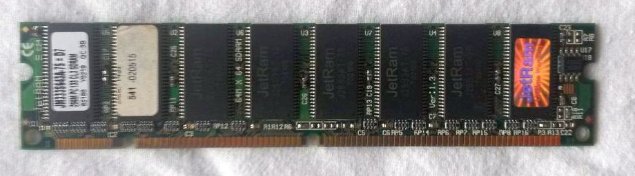 128 MB PC133 SDRAM