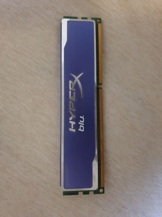 8GB + 4GB DDR RAM, CORSAIR VENGANCE + KINGSTON HYPERX BLU