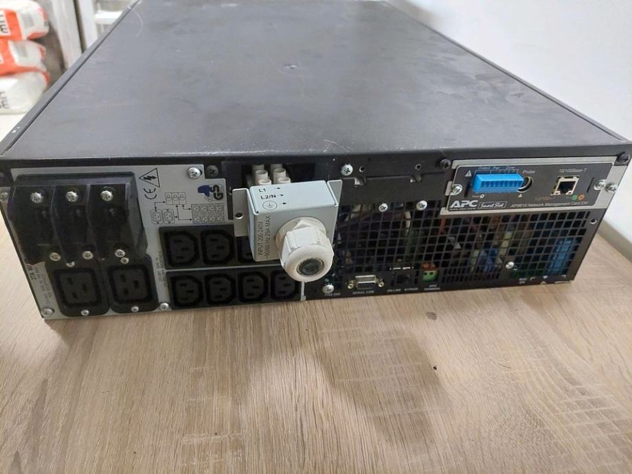 APC Smart-UPS RT, 6000 VA, 230 V