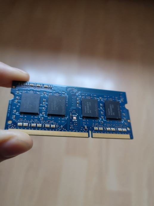 Hynix Korea 11 2 GB 1Ex8 PC3 računalne memorije (RAM)