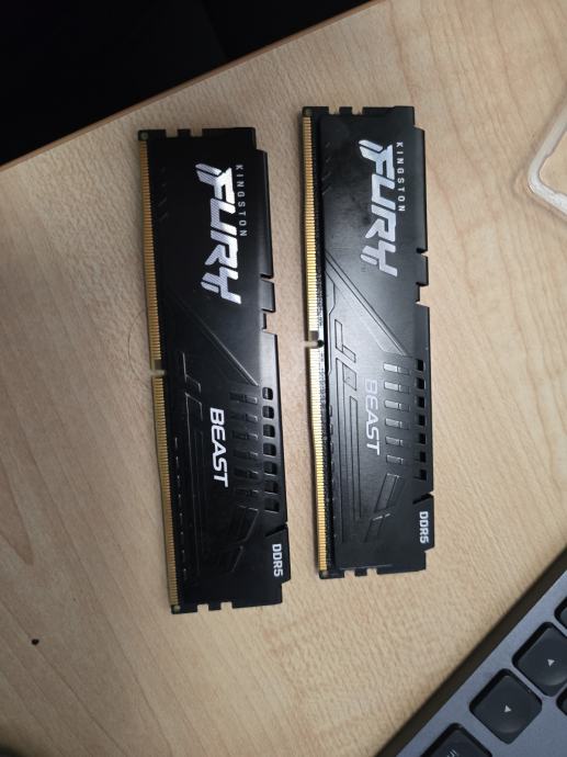 Kingston Fury Beast DDR5 – 32 GB (2×16 GB) – 5600 MHz – CL40 memorija