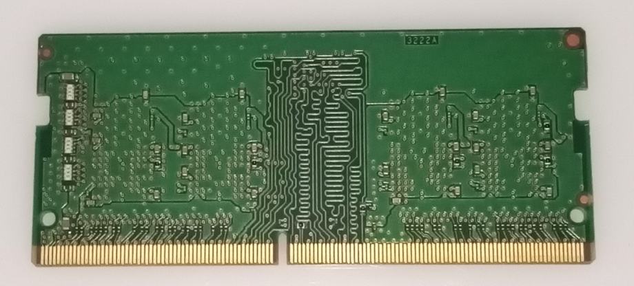 Micron 8GB DDR4 3200MHz PC4-3200 MTA4ATF1G64HZ-3G2E2