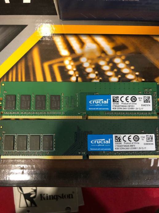 RAM DDR4 Crucial 8GB stick