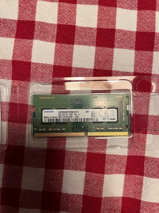 Samsung DDR4 8GB 2400 memorija za laptop