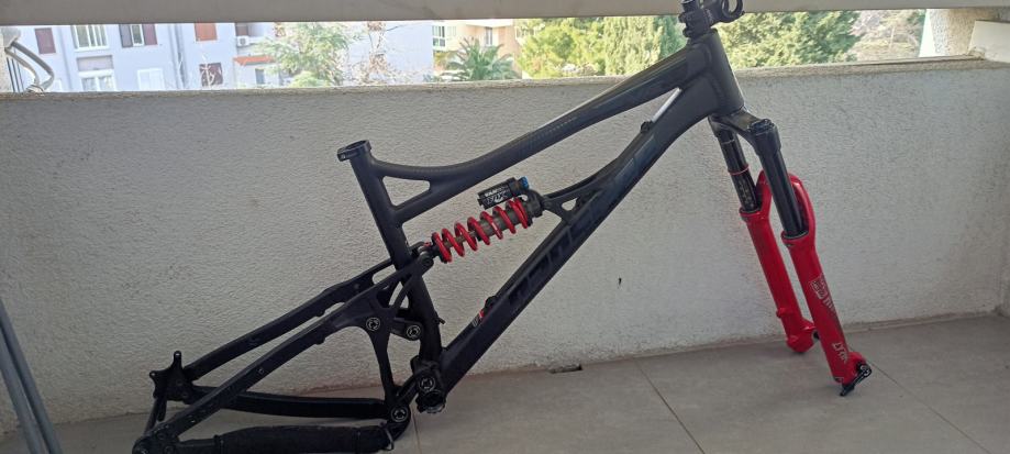 Banshee Rune V2 frameset