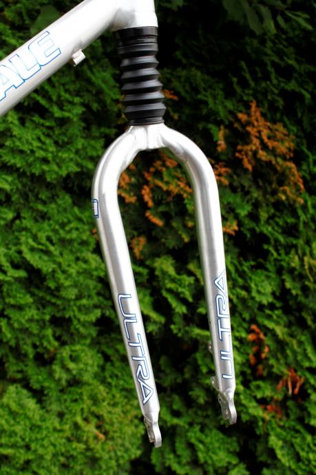 Cannondale F600 Furio 26 - veličina 18 + Fatty Ultra 80mm + lulica