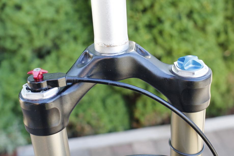 Fox 32 F100 RL- Remote, 100 mm, 26