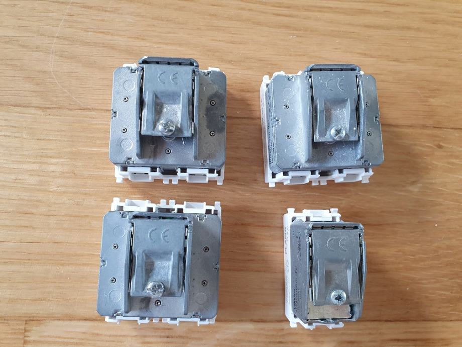 POVOLJNO: Vimar Plana prekidači, utučnice, okviri...