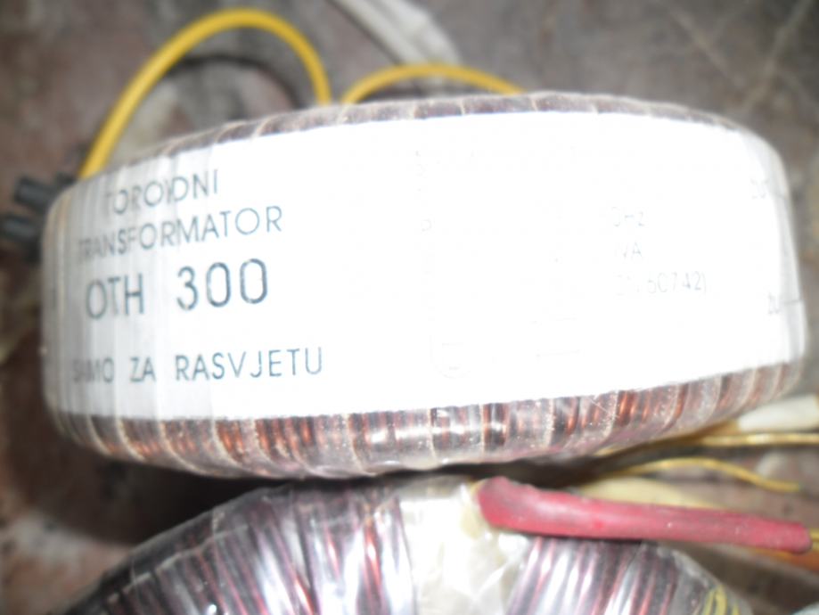 Toroidni transformator 300VA