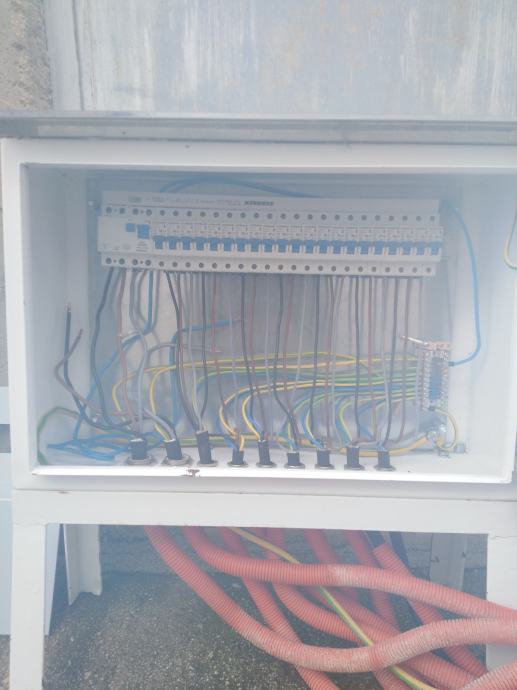 VANJSKI ELEKTRO RAZVODNI ORMAR