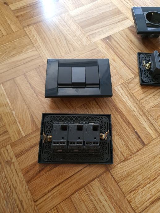 Vimar uticnice i prekidaci