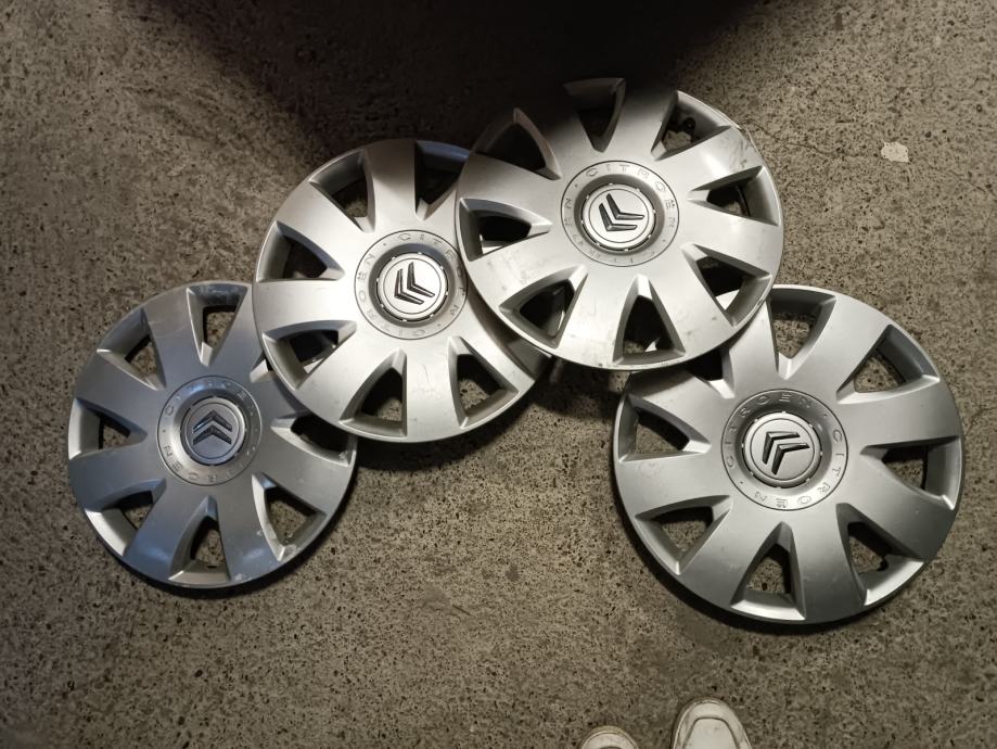 5Ratkapa za pola i 4 Citroen C4