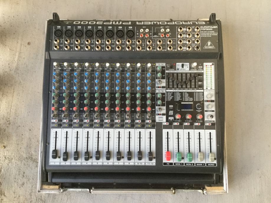 Mali razglas BEHRINGER PMP3000 plus BEHRINGER Eurolive VS1520