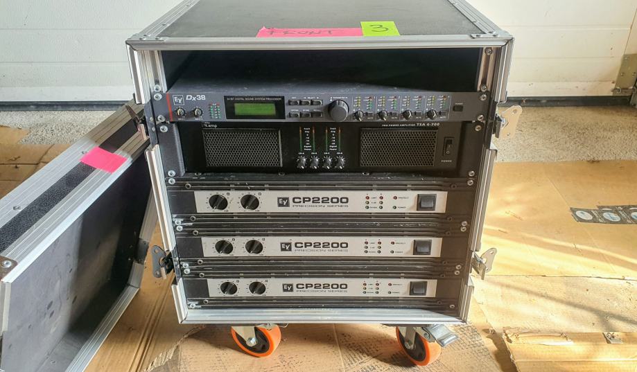 Electro Voice Ev CP2200 pojačalo
