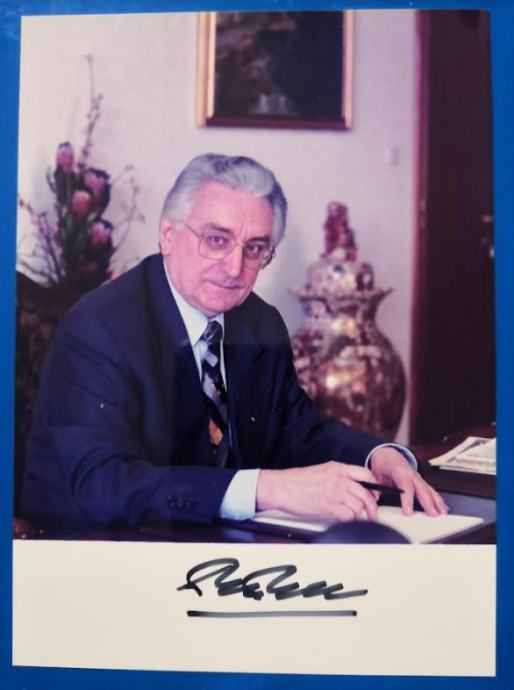 Franjo Tuđman fotografija sa vlastoručnim potpisom