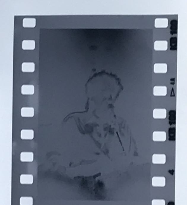 negativ s fotkama iz 1.reda s koncerta Bob Dylan - 7/1996. u Codroipo