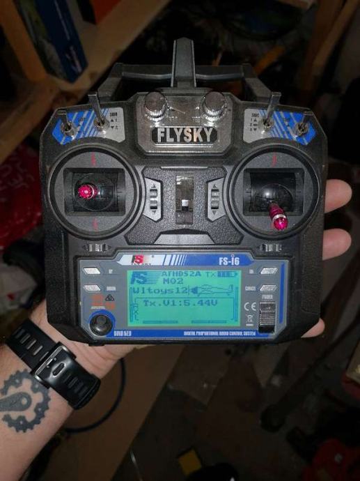 M105 DEUCE RC Buldožer