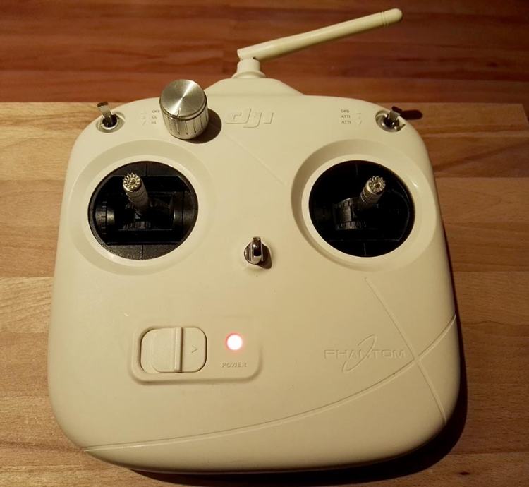 PHANTOM 2 + H3 3D + BATTERY HACK + BATERIJE + FPV OPREMA