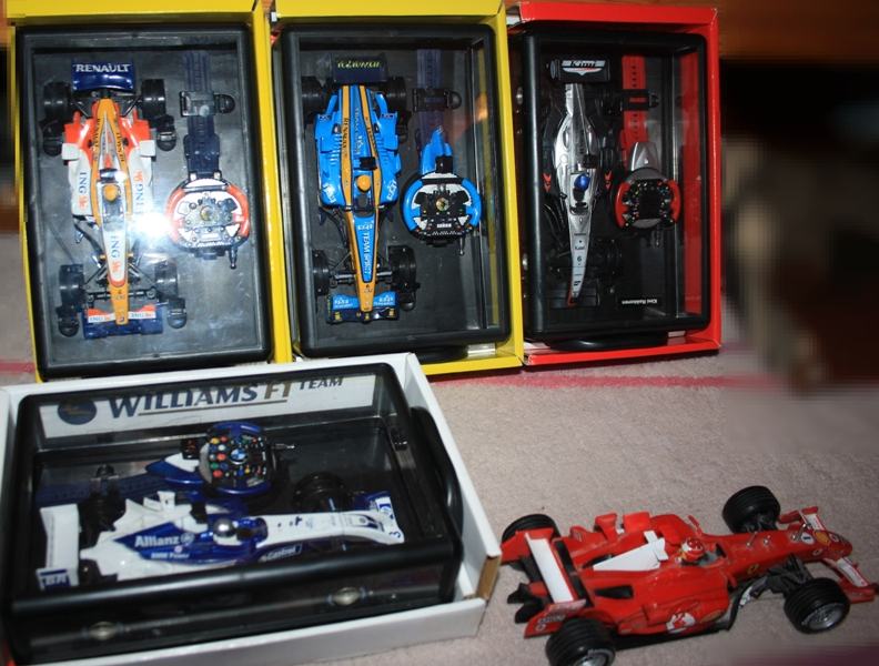 Prodajem F1 RC modele od firme NEW RAY