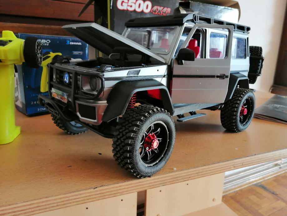 Rc Mercedes Benz G500 4x4 novo Rtr