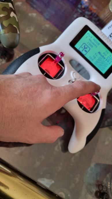 Turnigy evolution pro kontroler