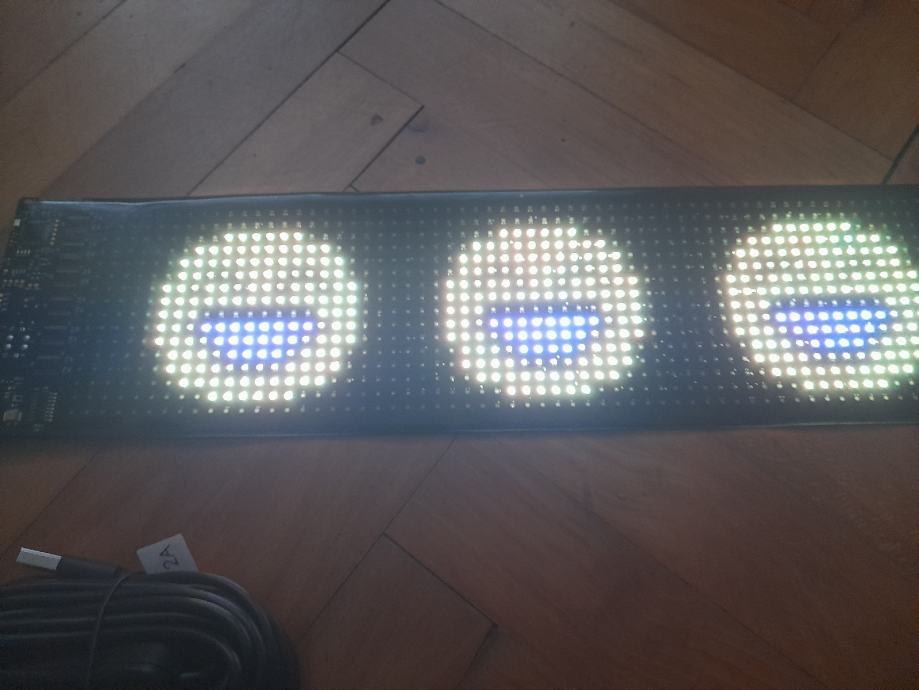 LED reklama display pano