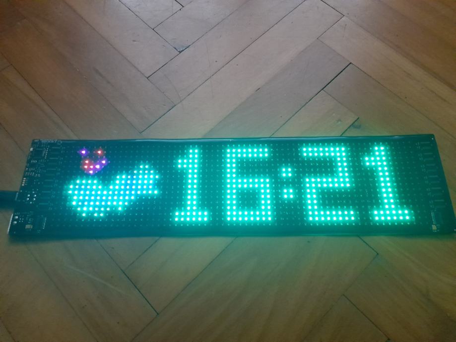 LED reklama display pano