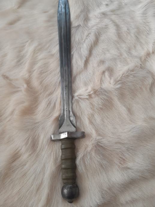 Mač Gladius