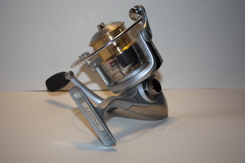 Abu Garcia Cardinal Match/Feeder/Spinning Reel 104i M