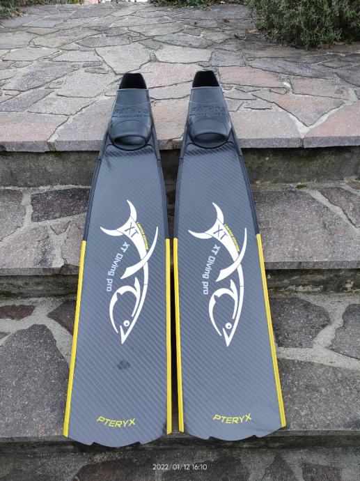 Karbonske peraje XT Diving PRO + šlapa Pathos Fireblade 42-44