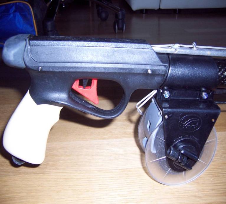 Podvodna puška Demka 110 Carbon