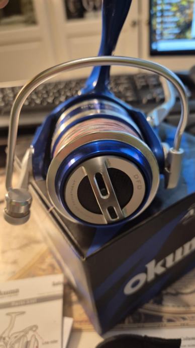 OKUMA Azores Blue 5500