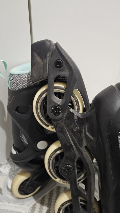 Decathlon role br. 42