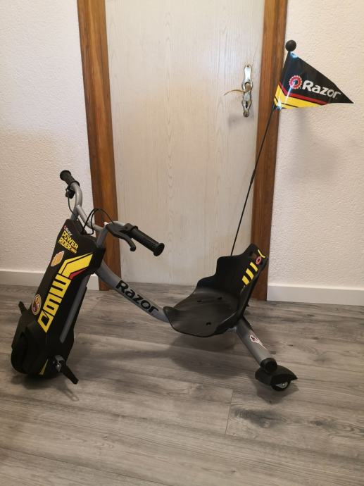 Električni tricikl RAZOR Power RIDER 360