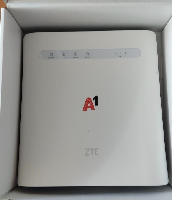 A1 Router A1 ZTE MF286R (u kutiji)