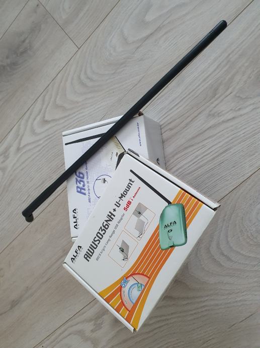 Alfa R36 3G wifi router + Alfa AWUS036NH kartica
