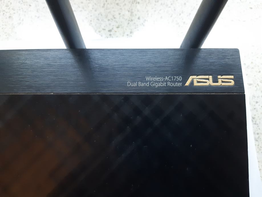 Asus RT-AC66U AC1750 Dual Band Gigabit Router