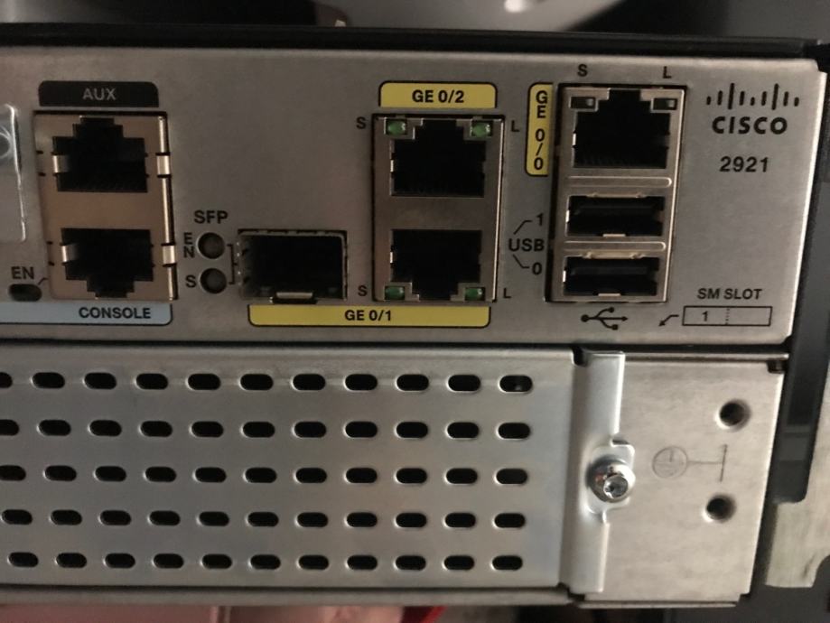 Cisco 2921 router