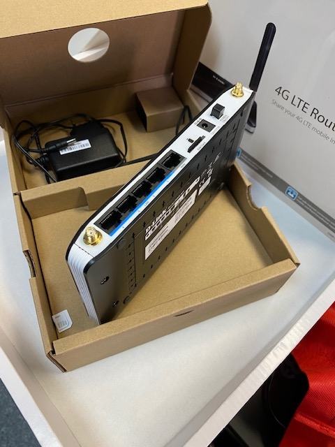 D-link dwr-921 4G LTE router (Revision C3)