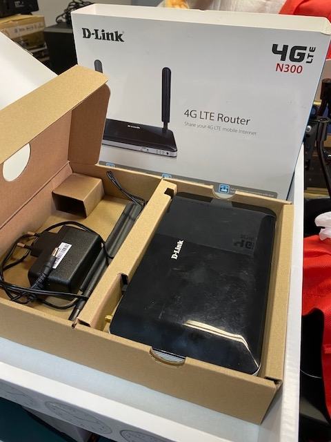 D-link dwr-921 4G LTE router (Revision C3)