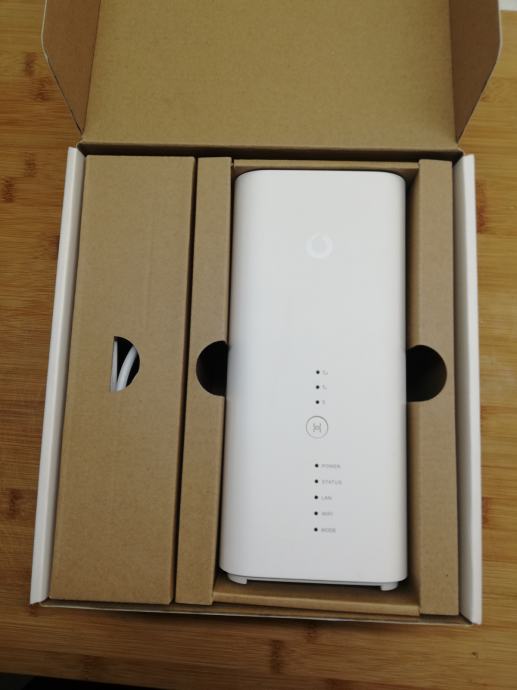 Huawei 4G Router 3 Prime B818-260