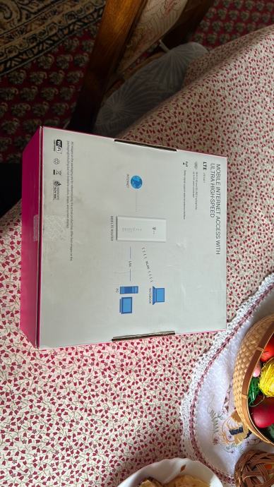 Huawei B618s-22d LTE Modem Router Cat11 600Mbit B618