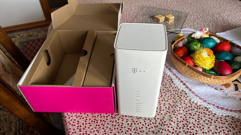 Huawei B618s-22d LTE Modem Router Cat11 600Mbit B618