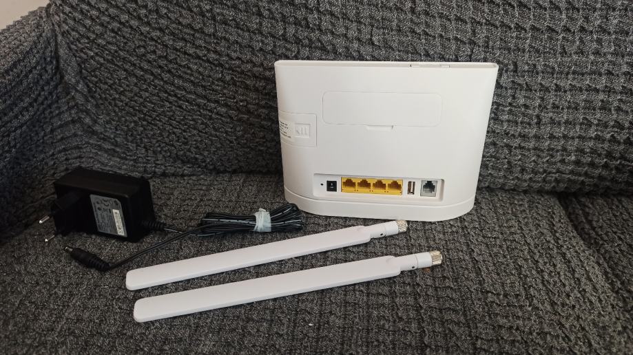 Huawei pokućni modem A1 Vip Tomato