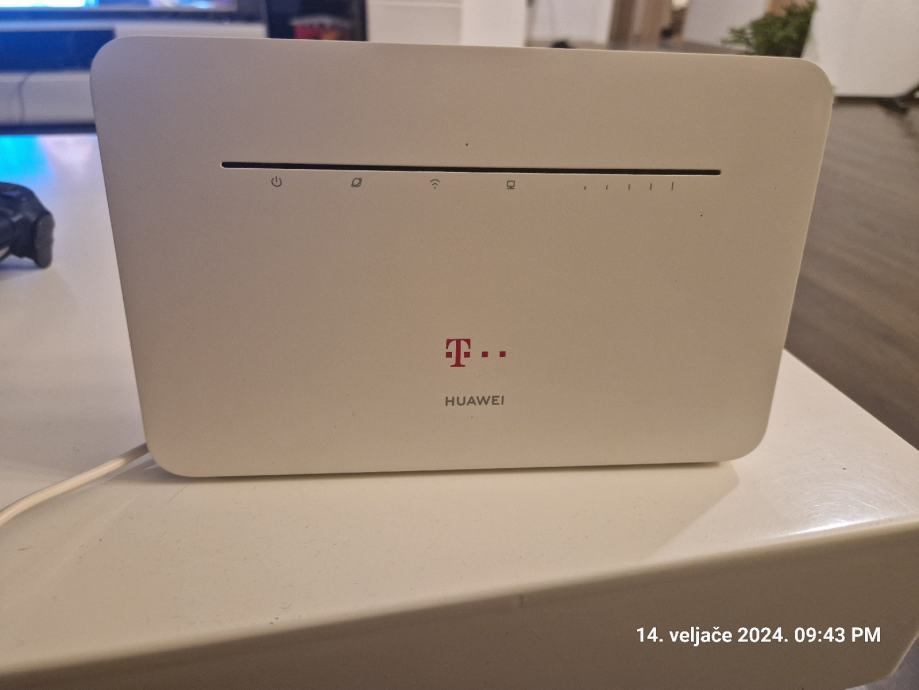 Huawei router