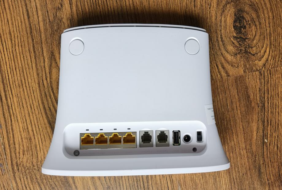 Internet router ZTE MF283V LTE 4G, tvornički otključan, iz A1.