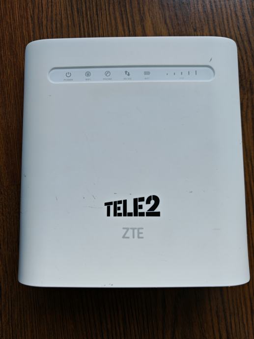 Internet router ZTE MF286 LTE, tvornički otključan, cat 6, Tele2.