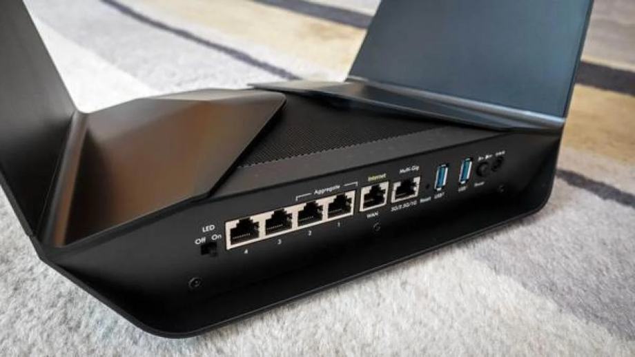 Netgear AX12 (RAX120) Nighthawk 12-Stream Dual-Band WiFi 6 Router