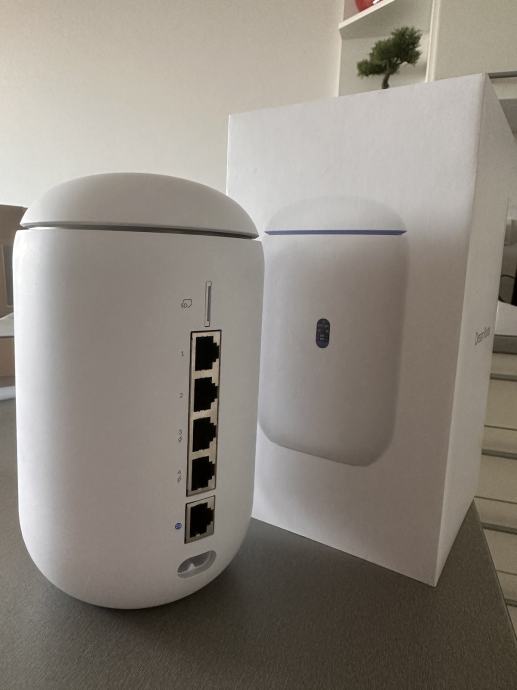 Prodajem - Ubiquiti Dream Router